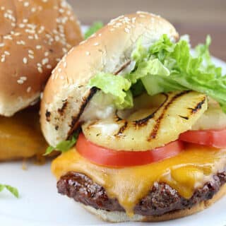 Red Robin bonzai burger recipe - BlogChef